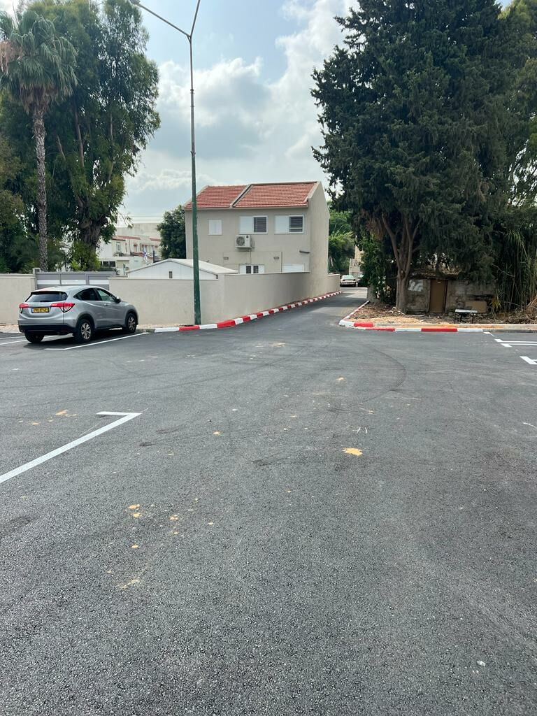 עיריית יבנה השלימה 8 פרויקטים של הסדרת חניה ברחובות שונים ביבנה בינהם